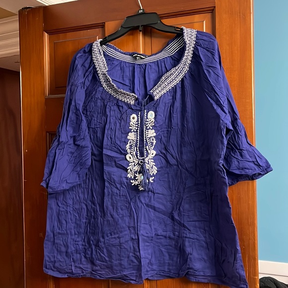 Unique Spectrum | Tops | 5 For 5 Used Unique Spectrum Dark Royal Blue ...